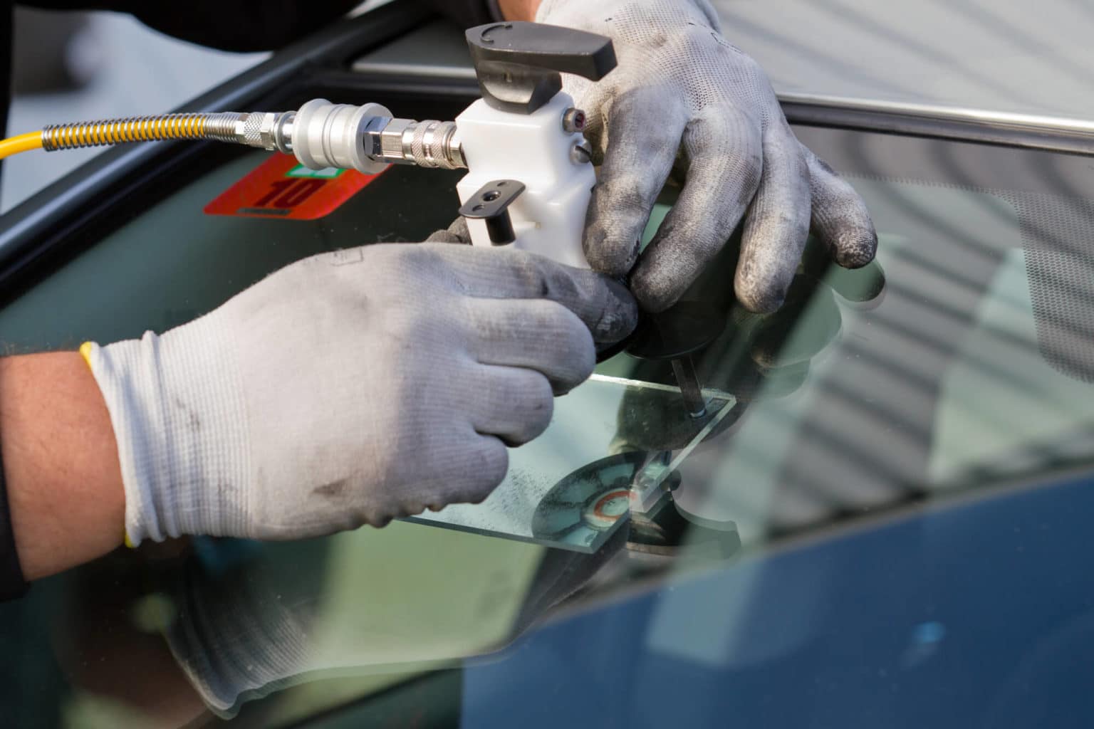 Oprava čelního skla, scelení - Autoskloteam.cz